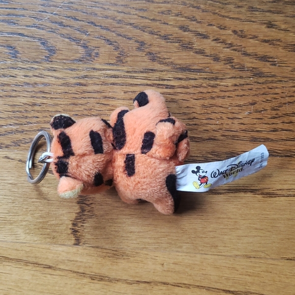 Disney | Other | Vintage Walt Disney World Winnie The Pooh Tigger ...